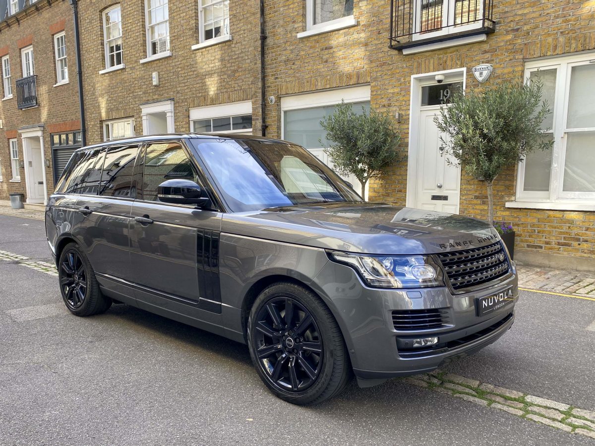 Range Rover Vogue SE 4.4 SD V8 5dr SUV - NUVOLA LONDON