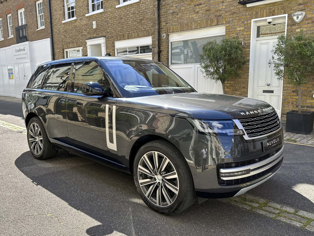 Range Rover 3.0 PHEV P440e Autobiography Auto 5dr SUV - NUVOLA LONDON